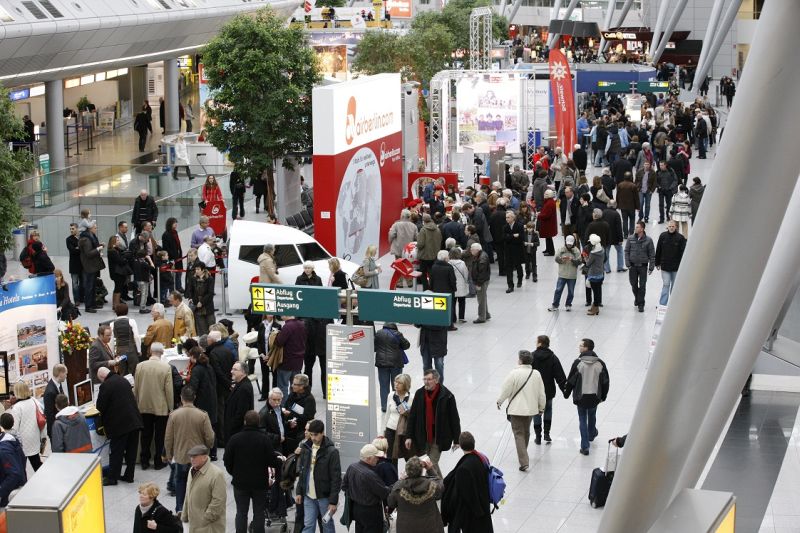 Düsseldorf-Magazin: 10. Reise-Supermarkt am Flughafen Düsseldorf